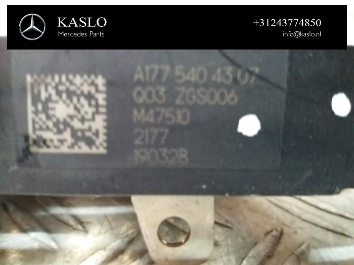 Fuse box Mercedes A 2.0 A-220 Turbo 16V - A1775404307 MERCEDES