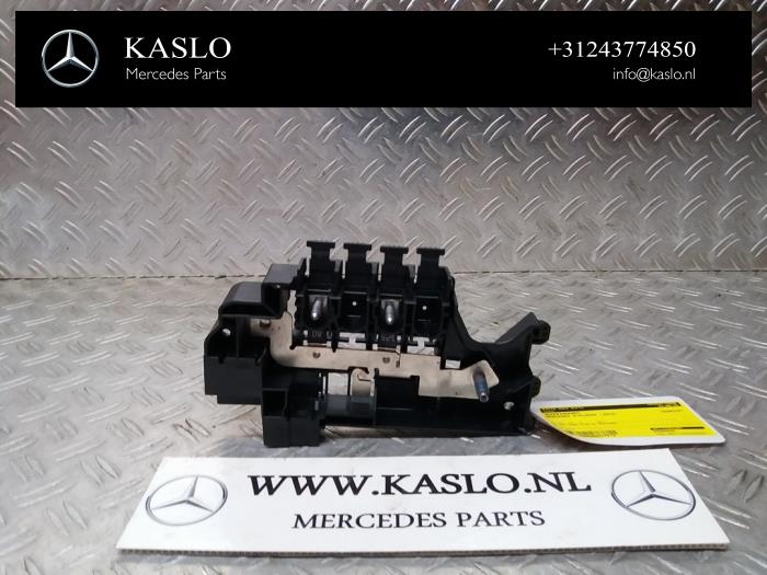 Fuse box Mercedes A 2.0 A-220 Turbo 16V - A1775404307 MERCEDES