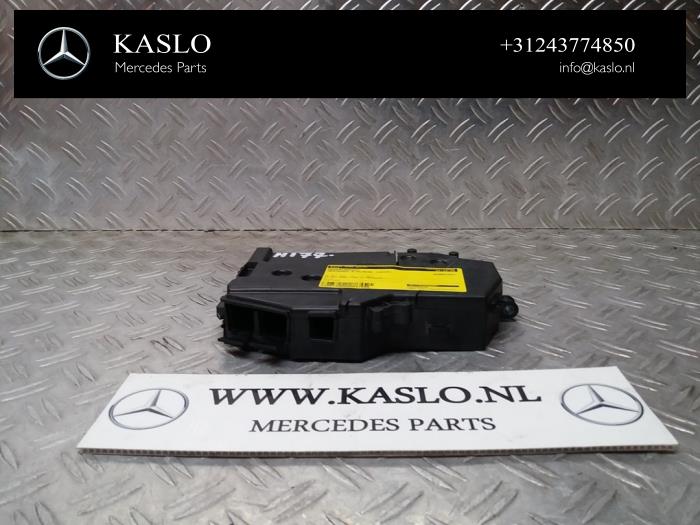 Fuse box Mercedes A 2.0 A-220 Turbo 16V - A1775404007 MERCEDES