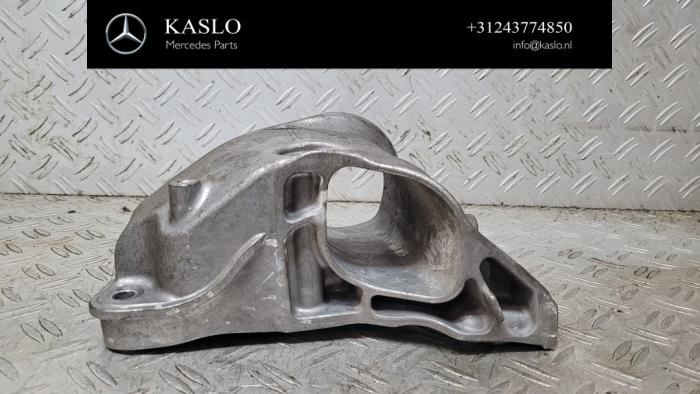 Engine mount Mercedes A 2.0 A-220 Turbo 16V - A2602230000 260920