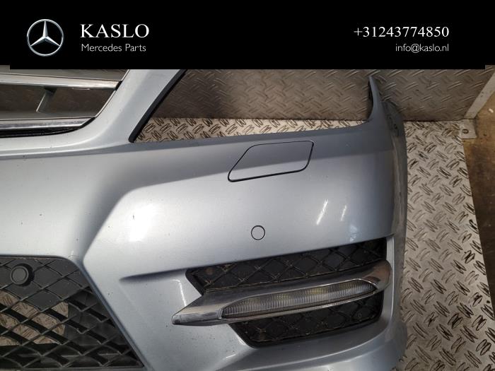 Front bumper Mercedes C 2.2 C-220 CDI 16V BlueEFFICIENCY 988 - A2048808347