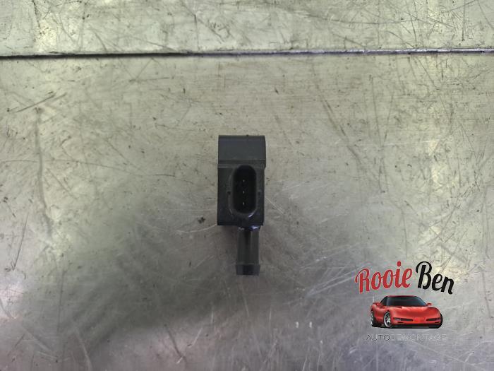 Boost pressure sensor Mercedes B 2.0 B-200d - A0009056503 OM654 DENSO