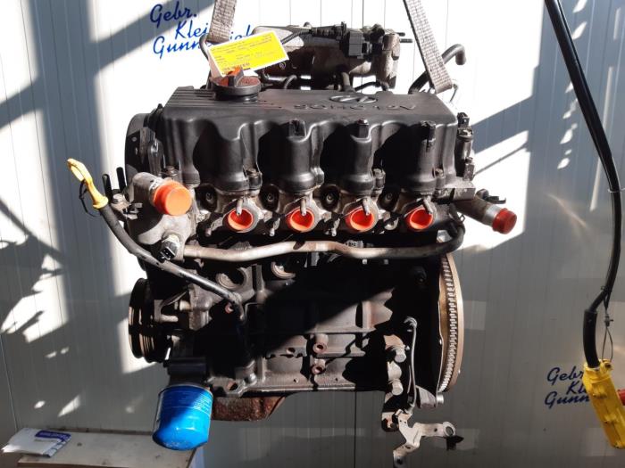 Moteur Hyundai Getz 1.3i 12V - 2110122Y02 G4EA1819857