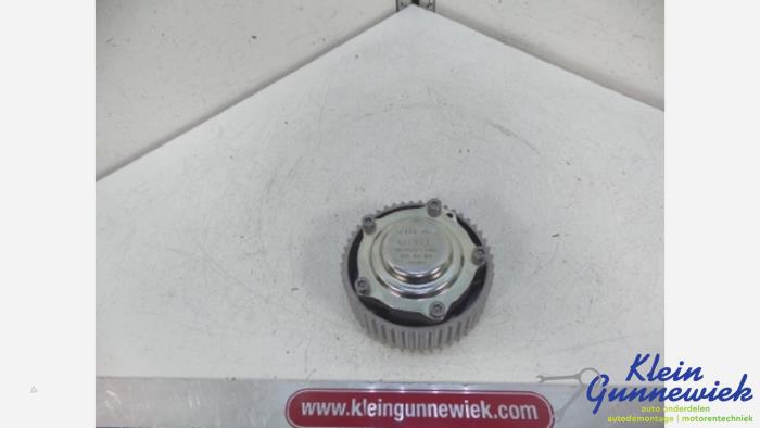 Camshaft adjuster Volkswagen Jetta - 04E109088AE CVN