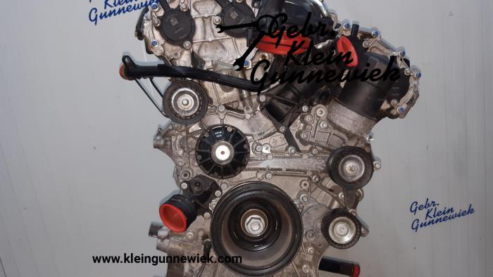 Engine Mercedes C-Klasse - A2760109010 3029732
