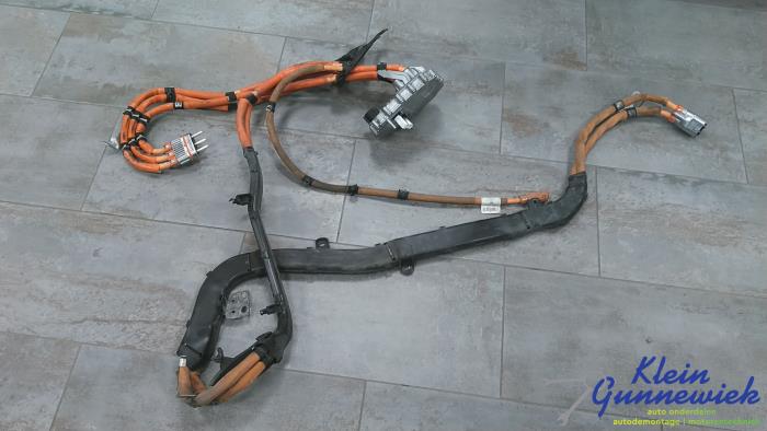 Cable high-voltage Mercedes C-Klasse - A2055401816