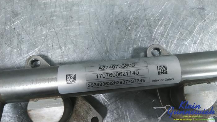 Fuel injector nozzle Mercedes C-Klasse - A2740701095 274920