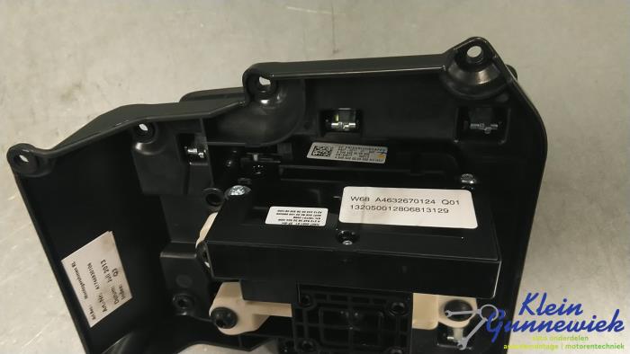 Gear stick Mercedes A-Klasse - A4632670200 724015