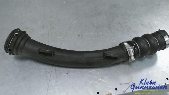 Tubes intercooler avec numéro d'article 9817416680 stock