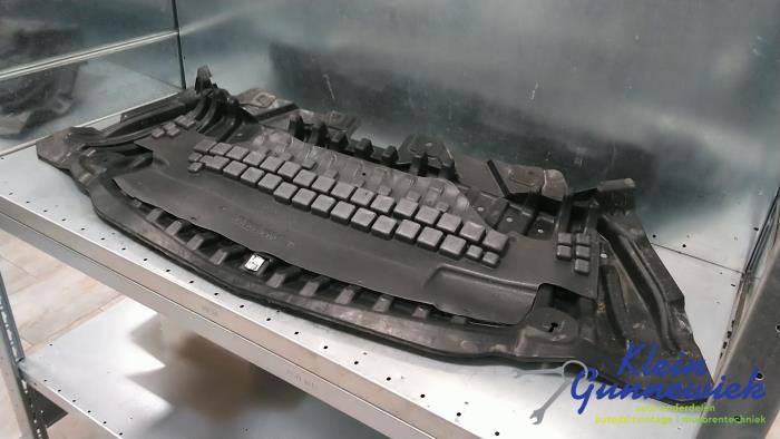 Engine protection panel Mercedes C-Klasse - A2055200500