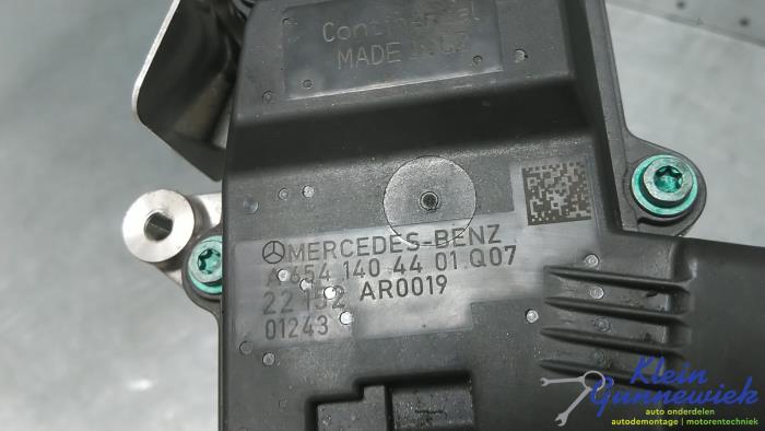 EGR valve Mercedes C-Klasse - A654140440180 654920