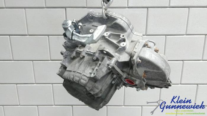 Gearbox Opel Astra - 55566511 7C