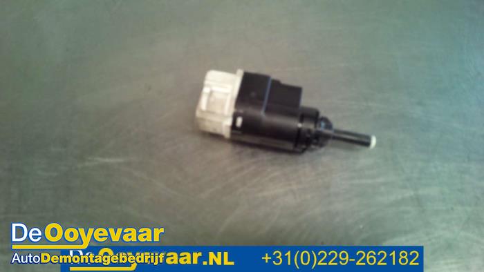 Renault Clio 4 12- Moteurs de verrouillage clapet réservoir stock