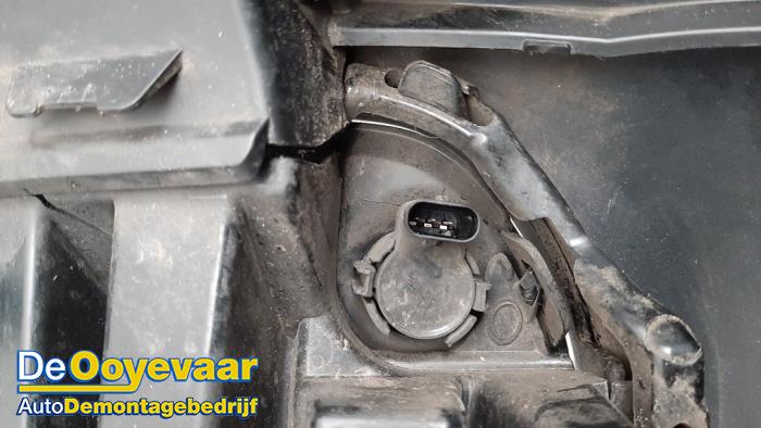 Front bumper BMW X2 xDrive 20d 2.0 16V 475 - 7429017