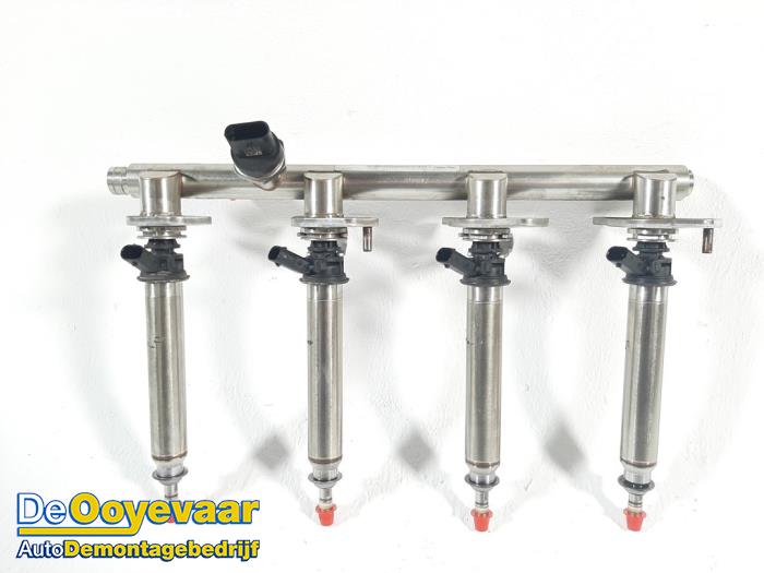 Fuel injector nozzle Mercedes C C-300 2.0 Turbo 16V 4-Matic ...