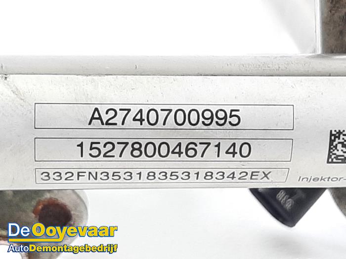 Fuel injector nozzle Mercedes C Estate C-350 e 2.0 16V - A2740700995 ...