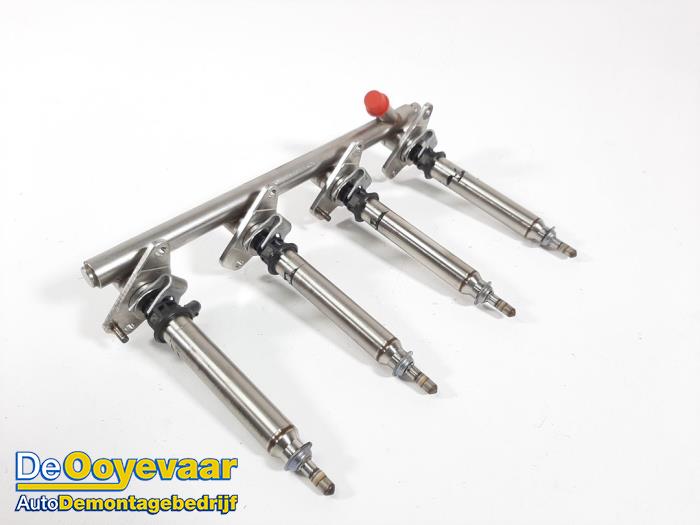 Fuel injector nozzle Mercedes C Estate C-350 e 2.0 16V - A2740700995 ...
