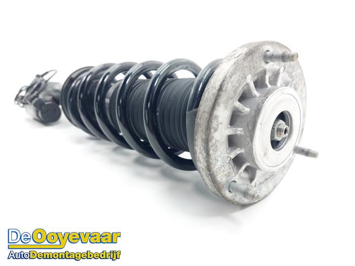 Rear shock absorber rod, right BMW M5 M550i xDrive 4.4 V8 32V TwinPower ...
