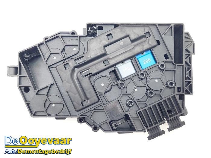 Fuse box Mercedes A-Klasse AMG 2.0 A-35 AMG Turbo 16V 4Matic ...