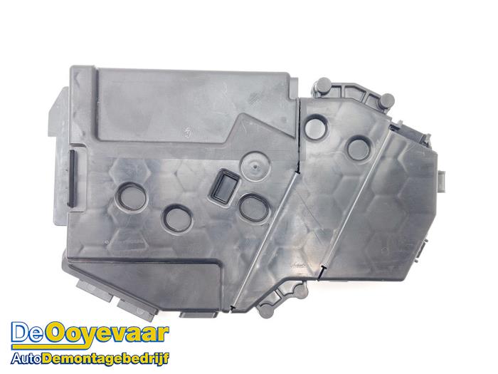 Fuse box Mercedes A-Klasse AMG 2.0 A-35 AMG Turbo 16V 4Matic ...