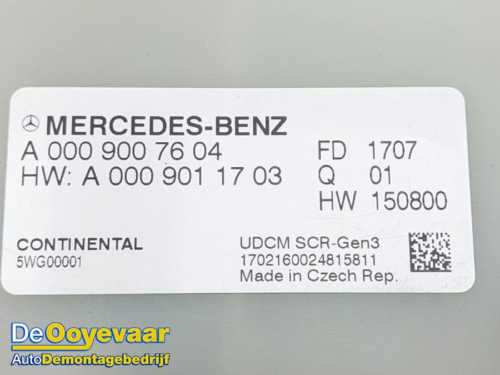 EGR module Mercedes E E-200d 2.0 Turbo 16V - A0009007604 654920