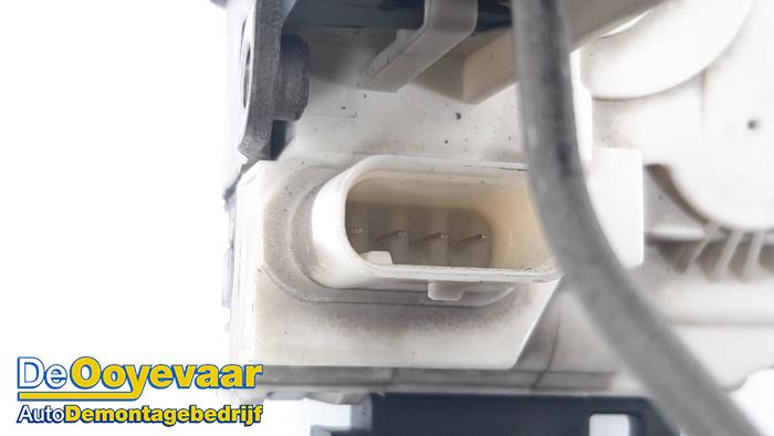 Front door lock mechanism 4-door, right Mercedes A 1.6 A-160 16V ...