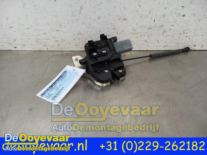 Tailgate lock mechanisms with part number 97051205305 stock