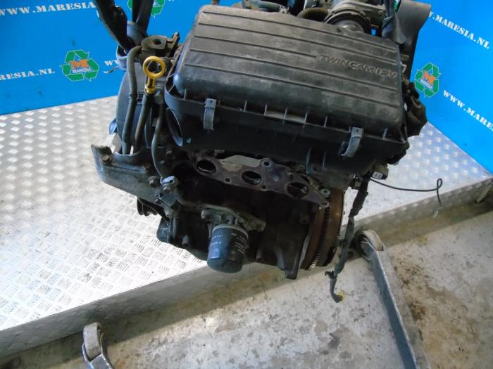 Engine Daihatsu Cuore 1.0 12V DVVT - EJVE