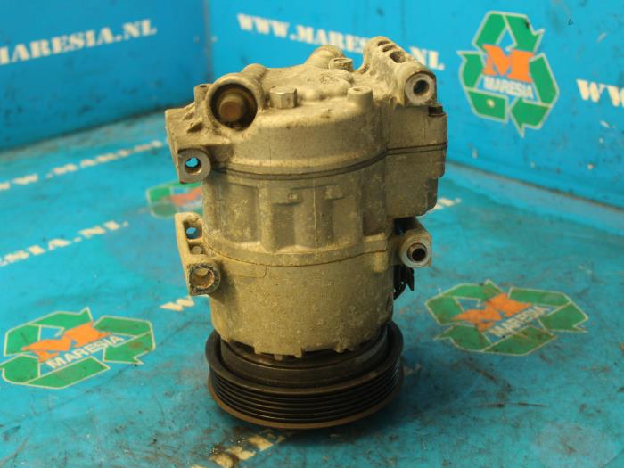 Air conditioning pumps with part number 977012H002 stock