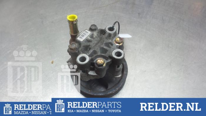 Power steering pump Toyota RAV4 2.0 D-4D 16V 4x4 - 4431042090 1CDFTV