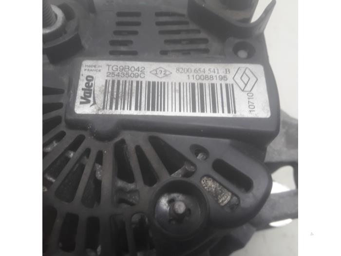 Dynamo Renault Twingo II 1.2 16V - 8200654541B D4F772 VALEO