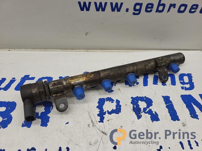 Fuel pressure sensor Mercedes S 3.0 S-350 BlueTEC, S-350d 24V ...
