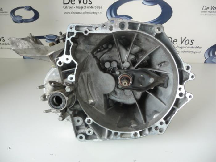 Gearbox Citroen C5 II Berline 1.6 HDiF 16V - 2222JW 9HZ 20DM65