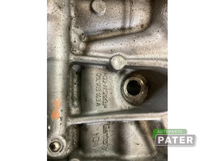 Oil filter housing Volkswagen Golf VII 2.0 GTI 16V Performance Package ...