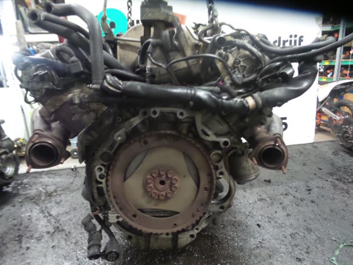 Moteur Audi A8 3.7 V8 32V Quattro - AEW
