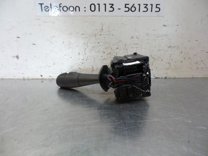 Wiper switch Renault Clio IV Estate/Grandtour 1.5 Energy dCi 75 FAP ...