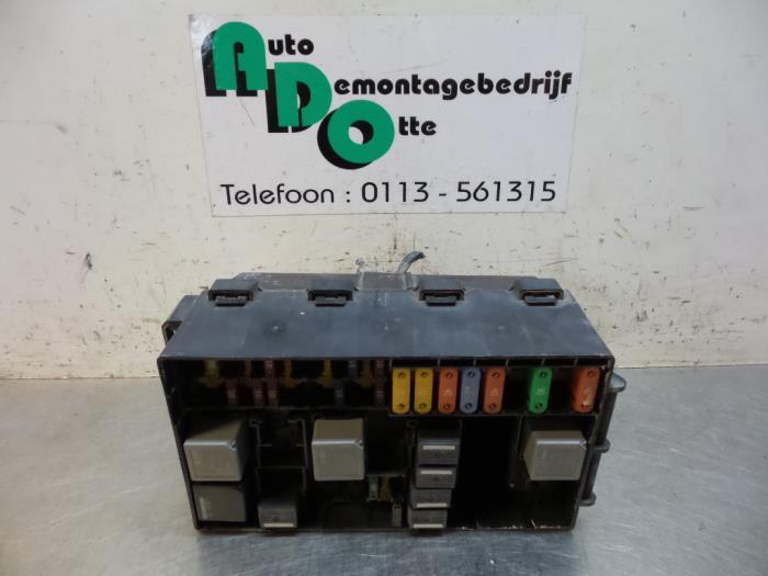 Fuse box Ford Transit Connect 1.8 Tddi - 518755400 FORD