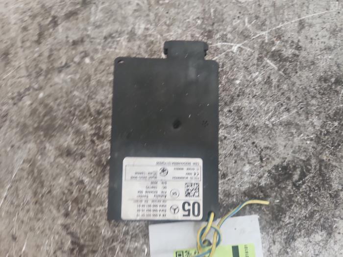 Radar sensor Mercedes CLA 1.6 CLA-200 16V - A00090510