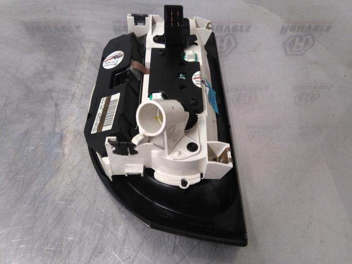 Heater control panel Ford StreetKa 1.6i - 97KW18K817AC FORD