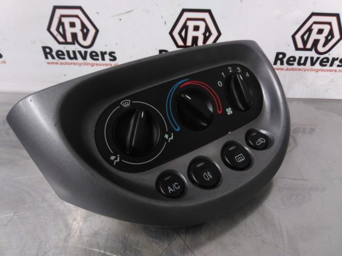 Heater control panel Ford StreetKa 1.6i - 97KW18K817AC FORD
