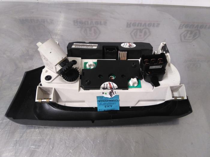 Heater control panel Ford StreetKa 1.6i - 97KW18K817AC FORD