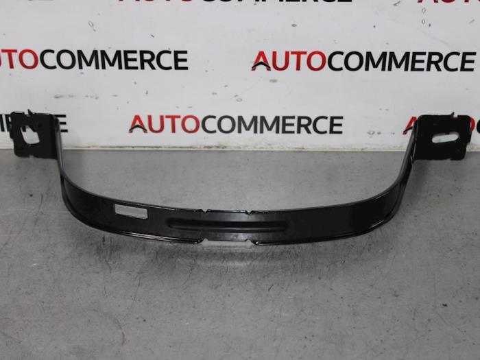 Fuel tank bracket Peugeot 206 - 153689 - Autocommerce