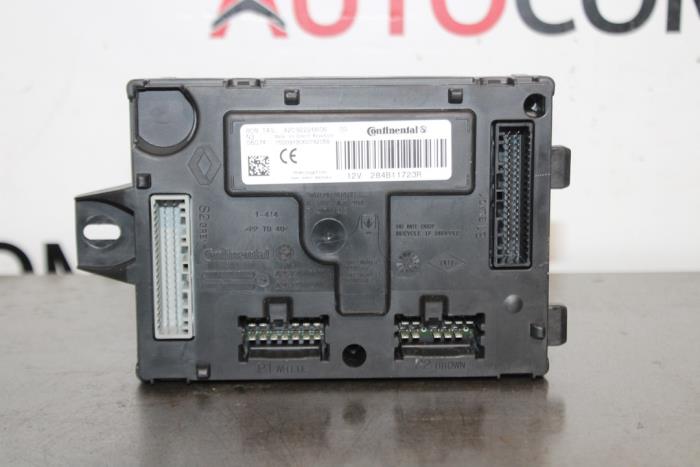 Engine management computer Dacia Lodgy 1.2 TCE 16V - 487003947R H5F408