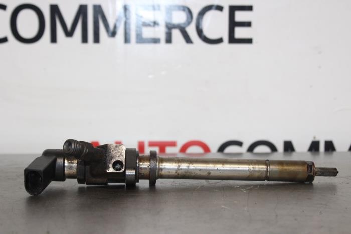 Injecteur (diesel) Citroen Jumpy 2.0 HDI 120 16V - 9657144580 RHG