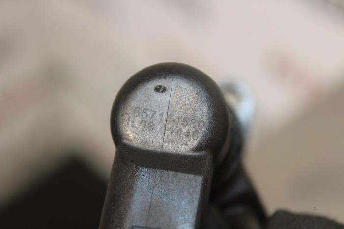 Injecteur (diesel) Citroen Jumpy 2.0 HDI 120 16V - 9657144580 RHG