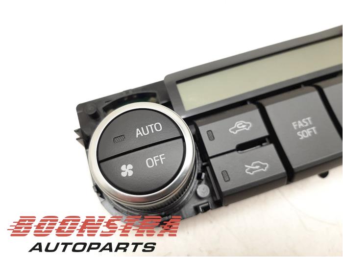 Heater control panel Toyota Auris Touring Sports 1.8 16V Hybrid ...