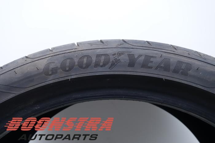 Tyre with tyre size 255/35/19 - 2553519 GOODYEAR