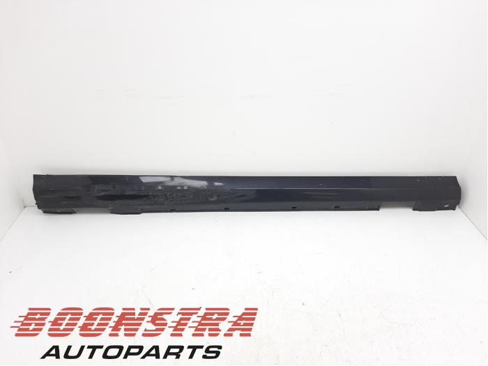 Side skirt, right Mercedes C 3.0 C-320 CDI V6 24V 4-Matic 197 ...