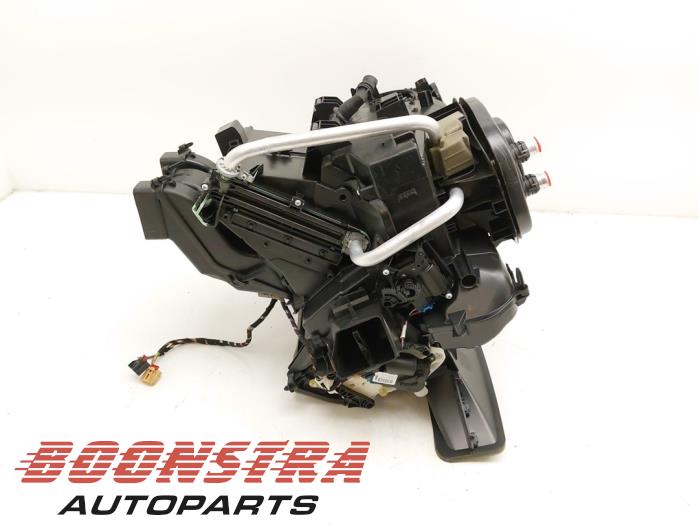 Heater housing Audi A3 Sportlimousine 1.5 TFSI 16V - 5Q1820007D