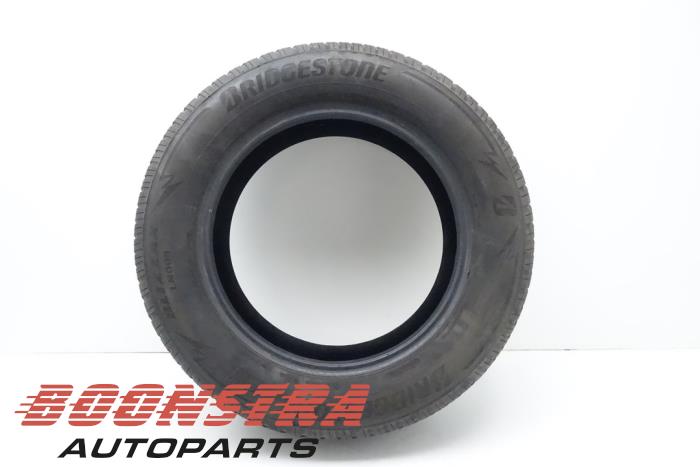 Winter tyre with tyre size 255/60/18 - 2556018 BRIDGESTONE